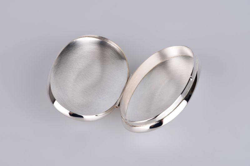Sillem's Oval Pill Box - Sterling Silver | 1106